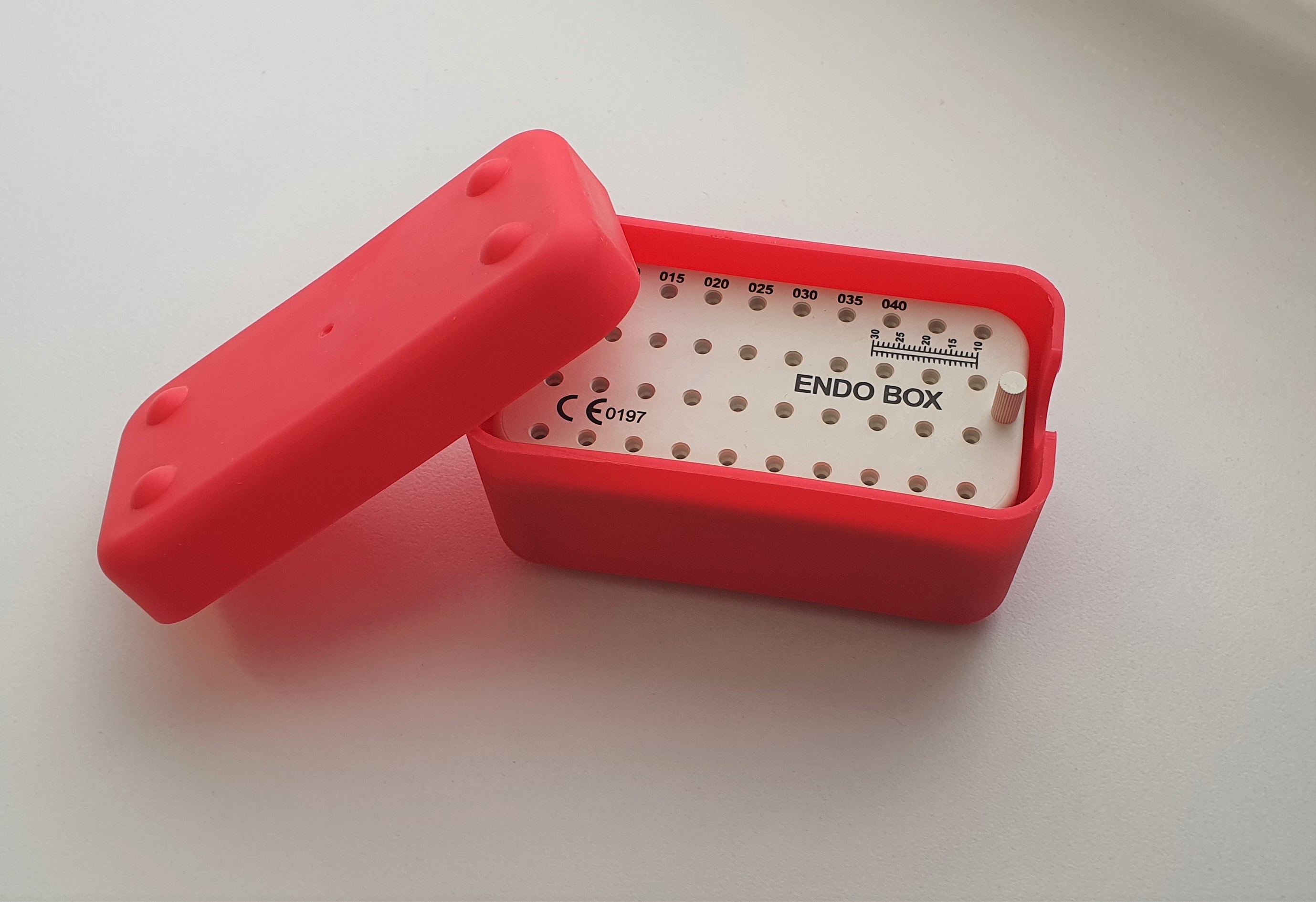 Large plastic endo box